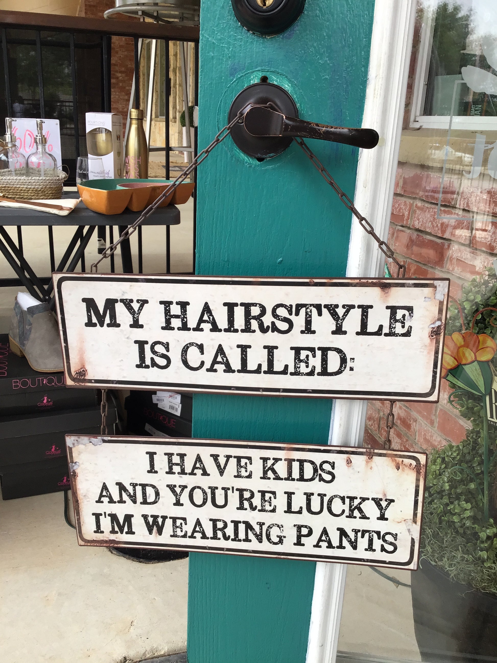 Metal hanging sign – Design Haus Boutique